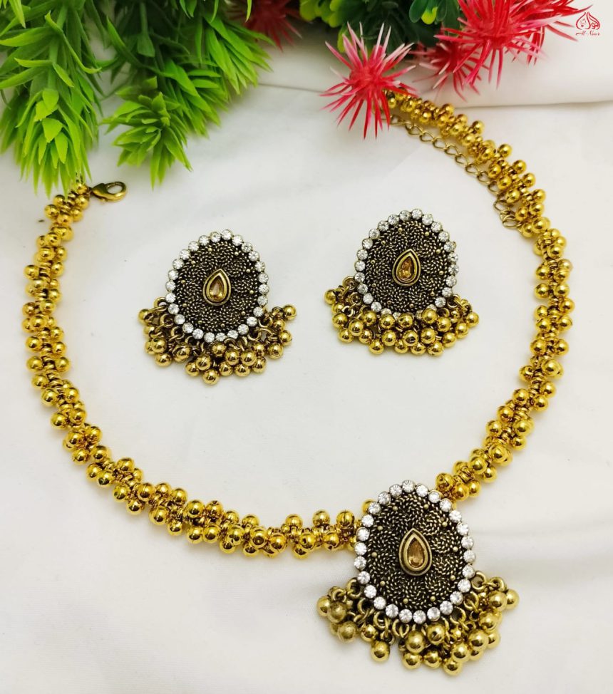 Antique Indian Rajwadi