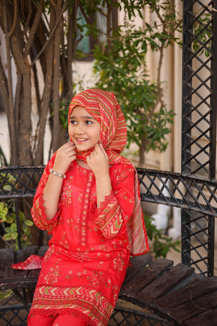 SHIFA Girl 03 Piece outfit Lawn - Dot 2 Dot